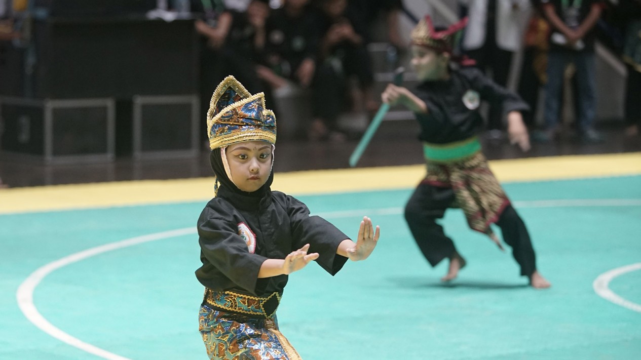 Aksi Pesilat Cilik di Kejurnas Pencak Silat - Vlix.id Aksi Pesilat Cilik di Kejurnas Pencak Silat - Vlix.id