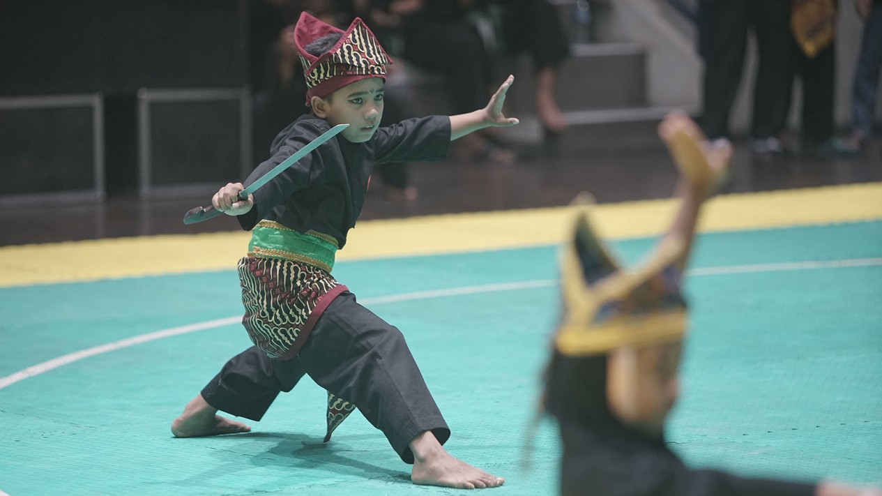 Aksi Pesilat Cilik di Kejurnas Pencak Silat - Vlix.id Aksi Pesilat Cilik di Kejurnas Pencak Silat - Vlix.id